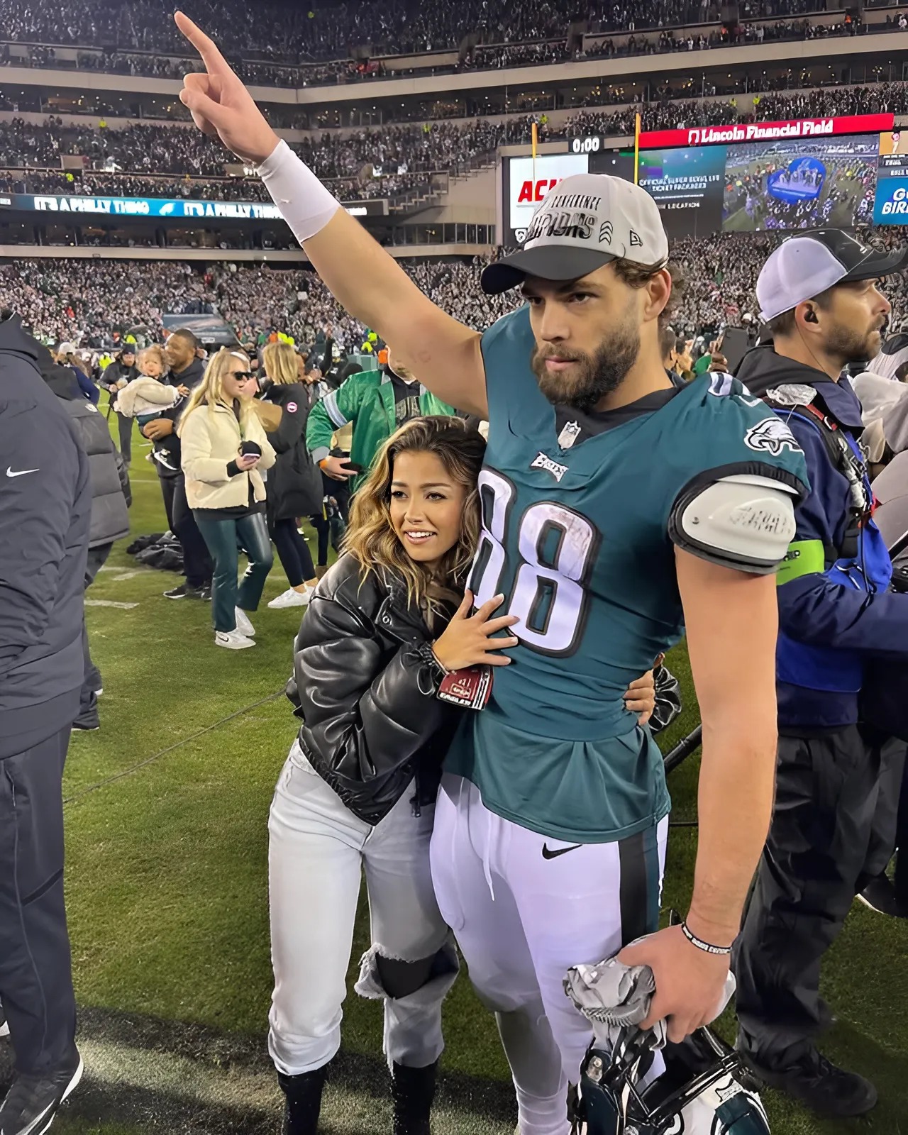 Dallas Goedert's girlfriend, Aria Meyer, left social media drooling ...